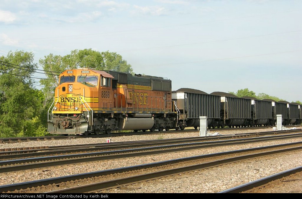 BNSF 8898